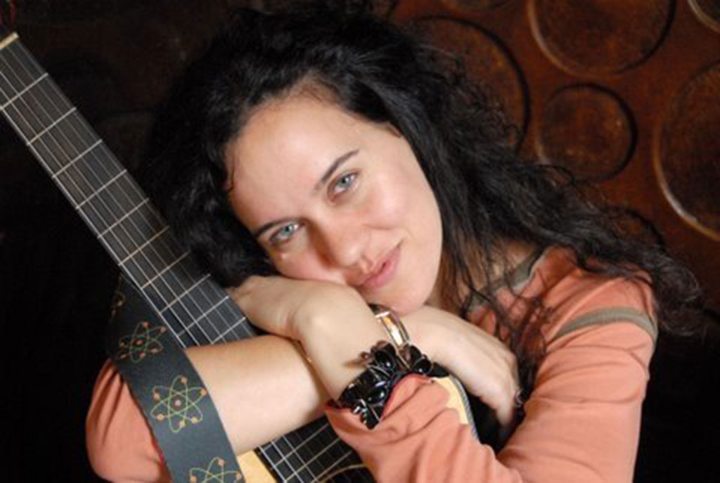 Dos veces Niuver - Artículos - Cultura - Cuba Encuentro