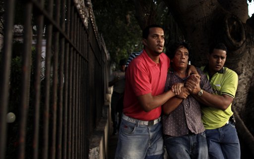 Reto a 'duelo verbal' termina en violento acto de repudio contra ...